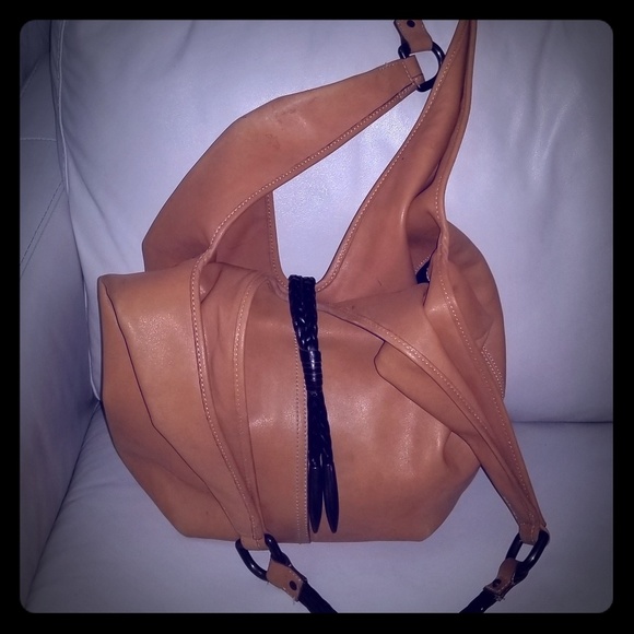 Bags | Kenneth Cole Tan Leather Slouchy Shoulder Bag Guc | Poshmark